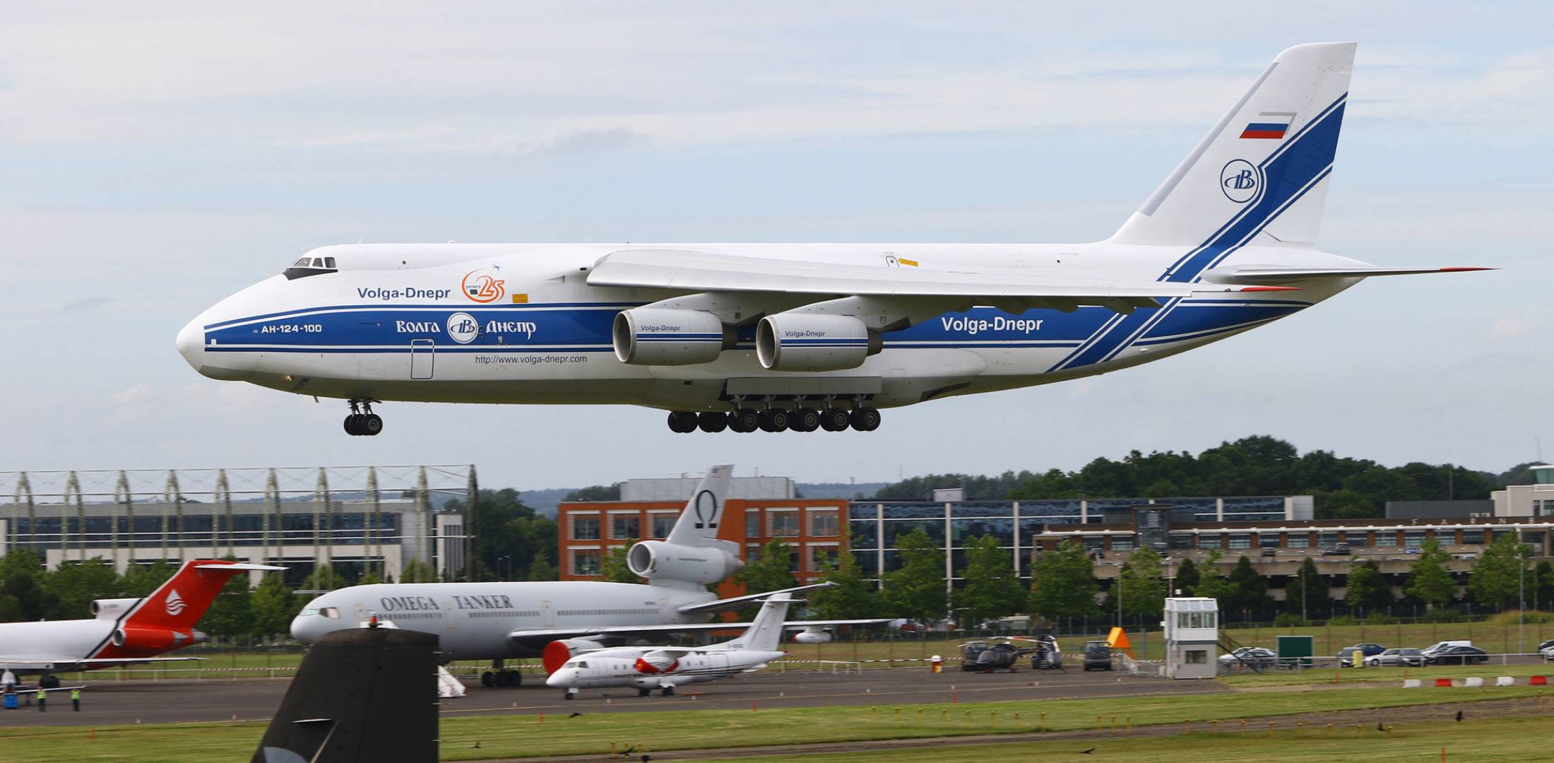 Canada Impounds Russian An 124 Canadian Aviator Magazine canada-impounds-russian-an-124-canadian-aviator-magazine