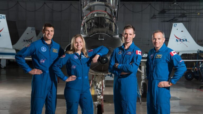 Canadian Astronaut To Go Around The Moon - Canadian Aviator Magazine